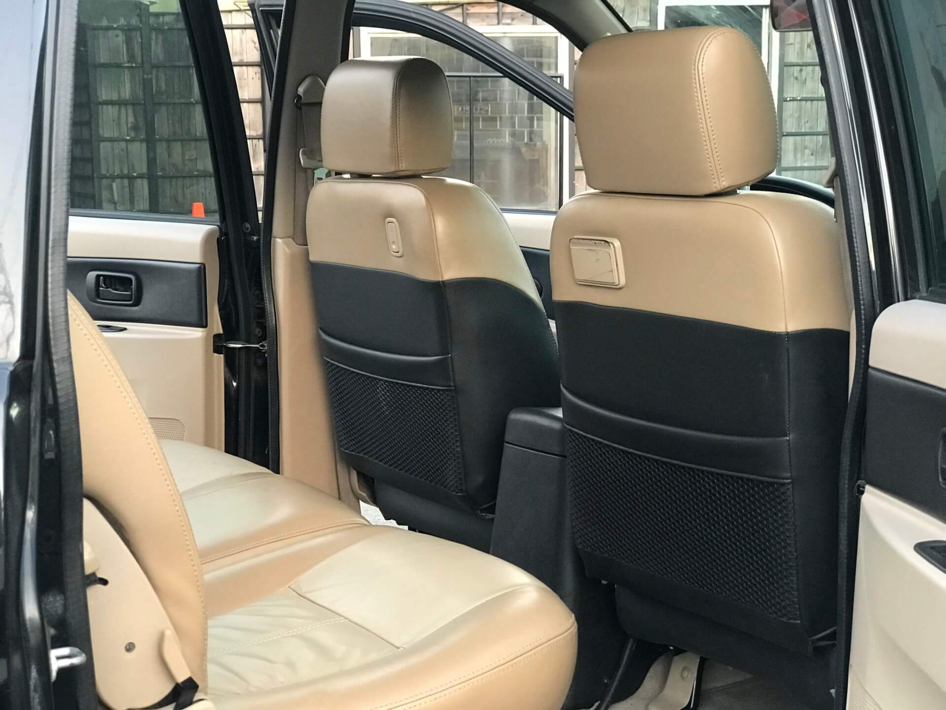 Isuzu Crosswind Sportivo X - Reyes Rides Automart